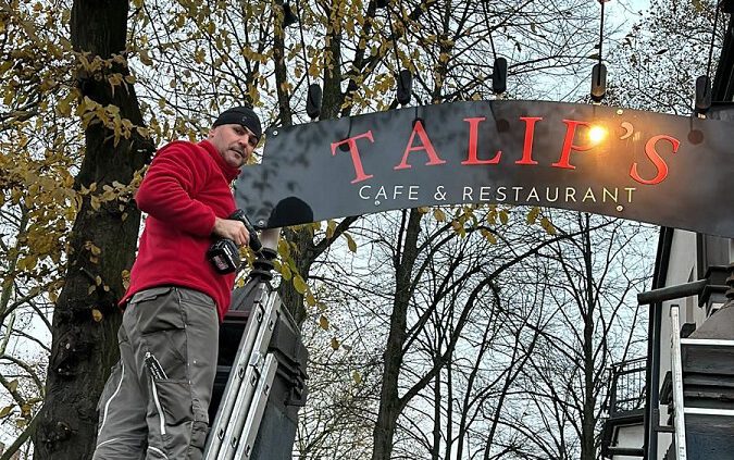 Talip's Cafe-Restaurant - das Schild hängt schon! - LOHBERG Mittendrin